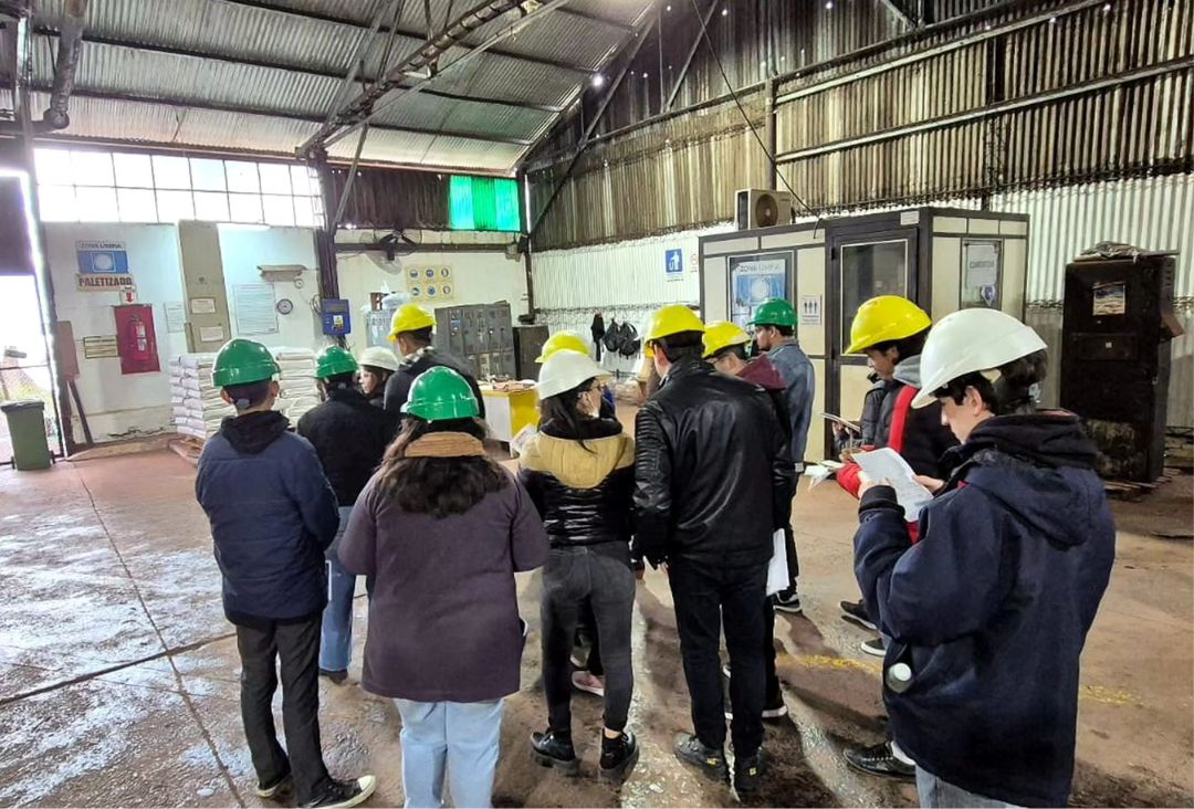 Estudiantes de la Tecnicatura Superior en Química Industrial visitaron ...