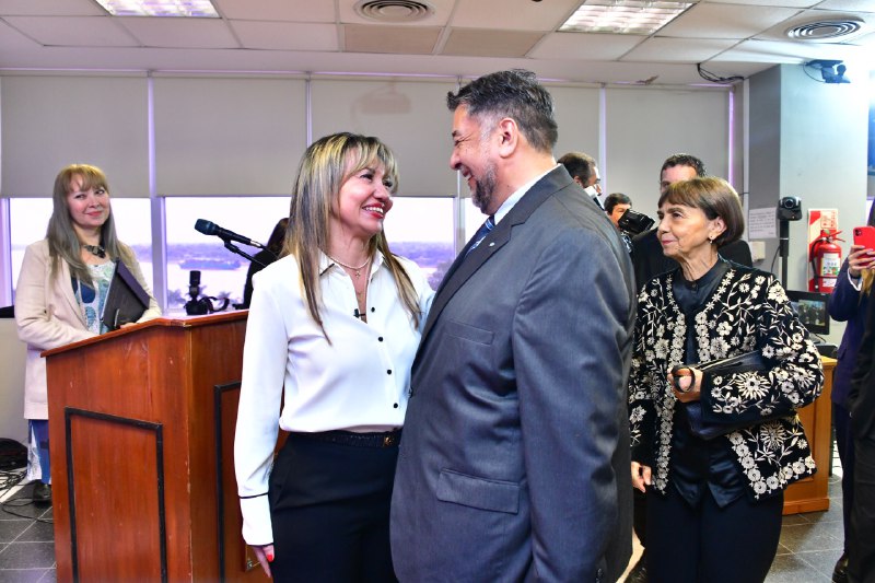Claudia Fernández asumió como ministra del Superior Tribunal de ...